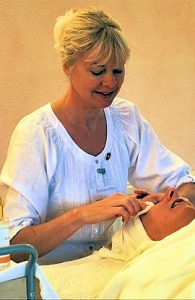 Jane Mann esthetician & organic-beautician - The Organic Beautician